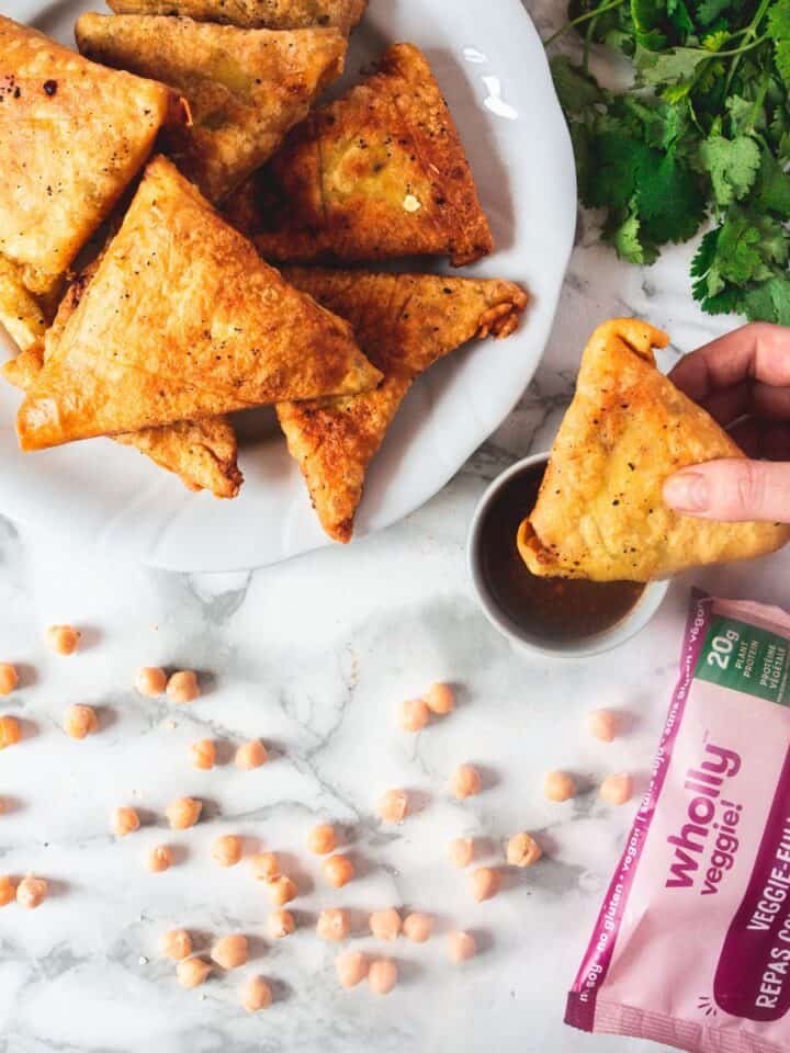 Creamy 15 Minute Chickpea Avocado Hummus Recipe