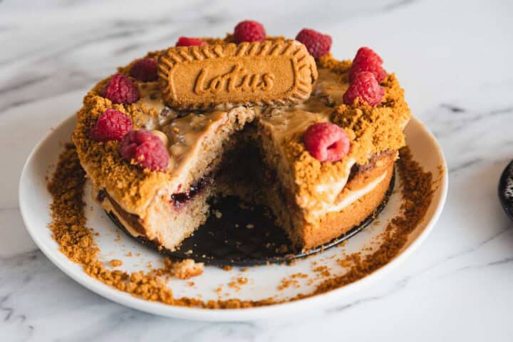 My Biscoff Cake Recipe with Peanut Butter and Jam Filling